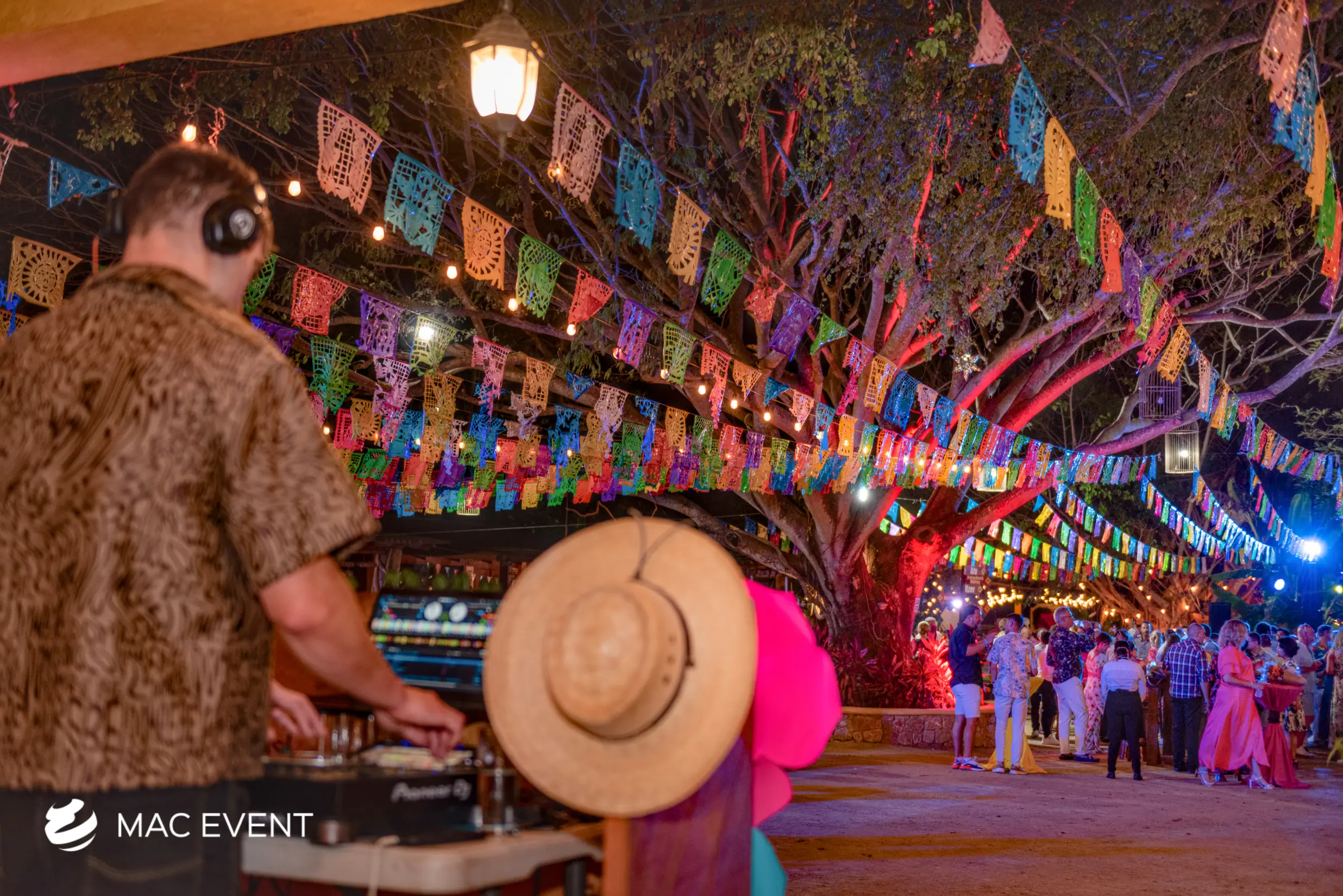 DJ Services in Tulum | Wedding DJs & Party DJs